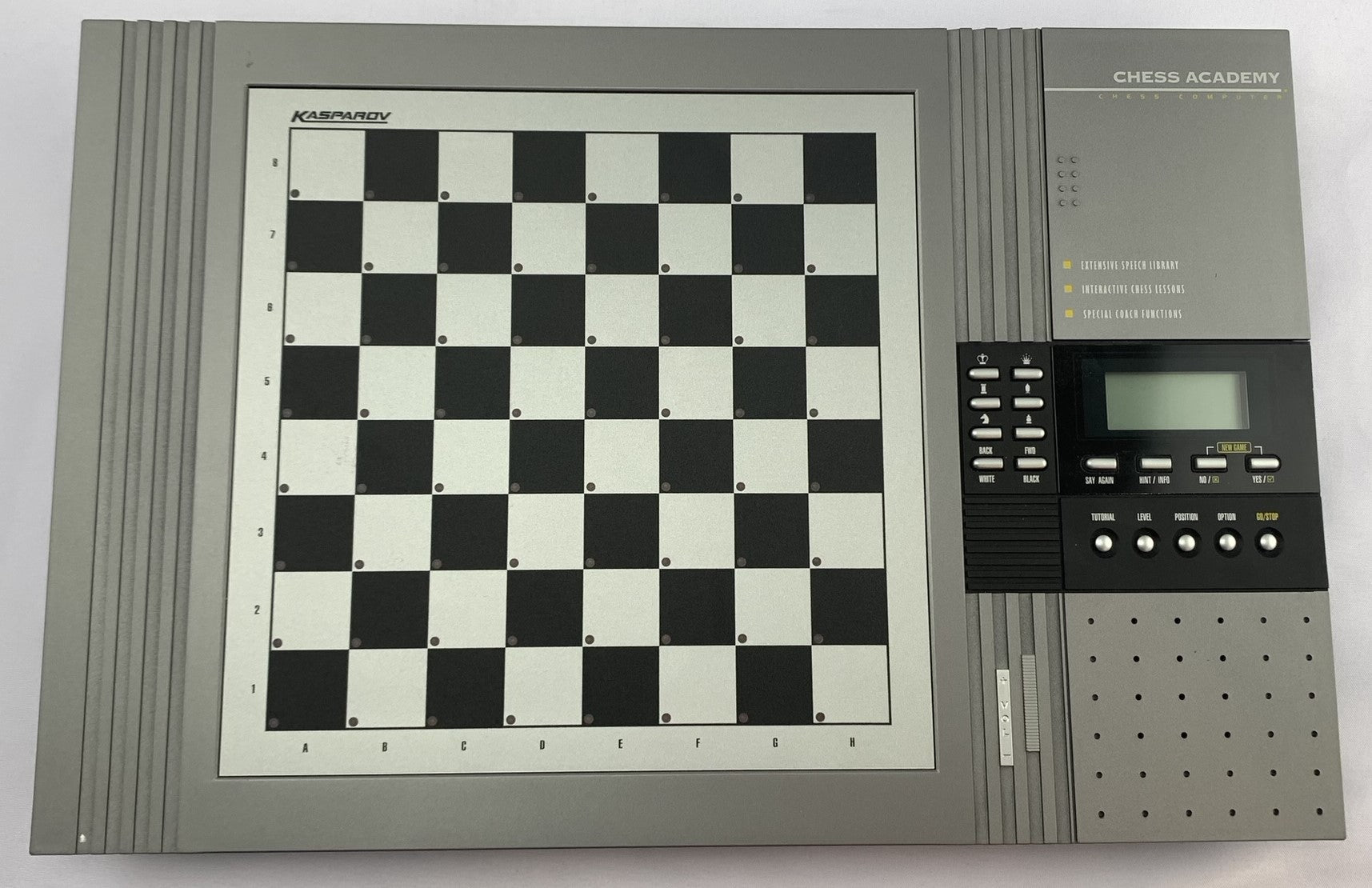 Saitek Kasparov Chess Academy Talking Chess Tudor - New | Mandi's Attic ...