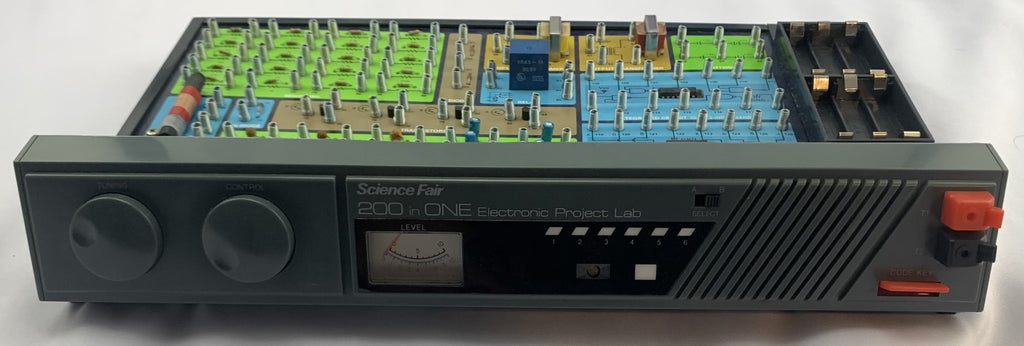 200 in One Electronic Project Kit - 1990 - Science Fair - Great Condit ...