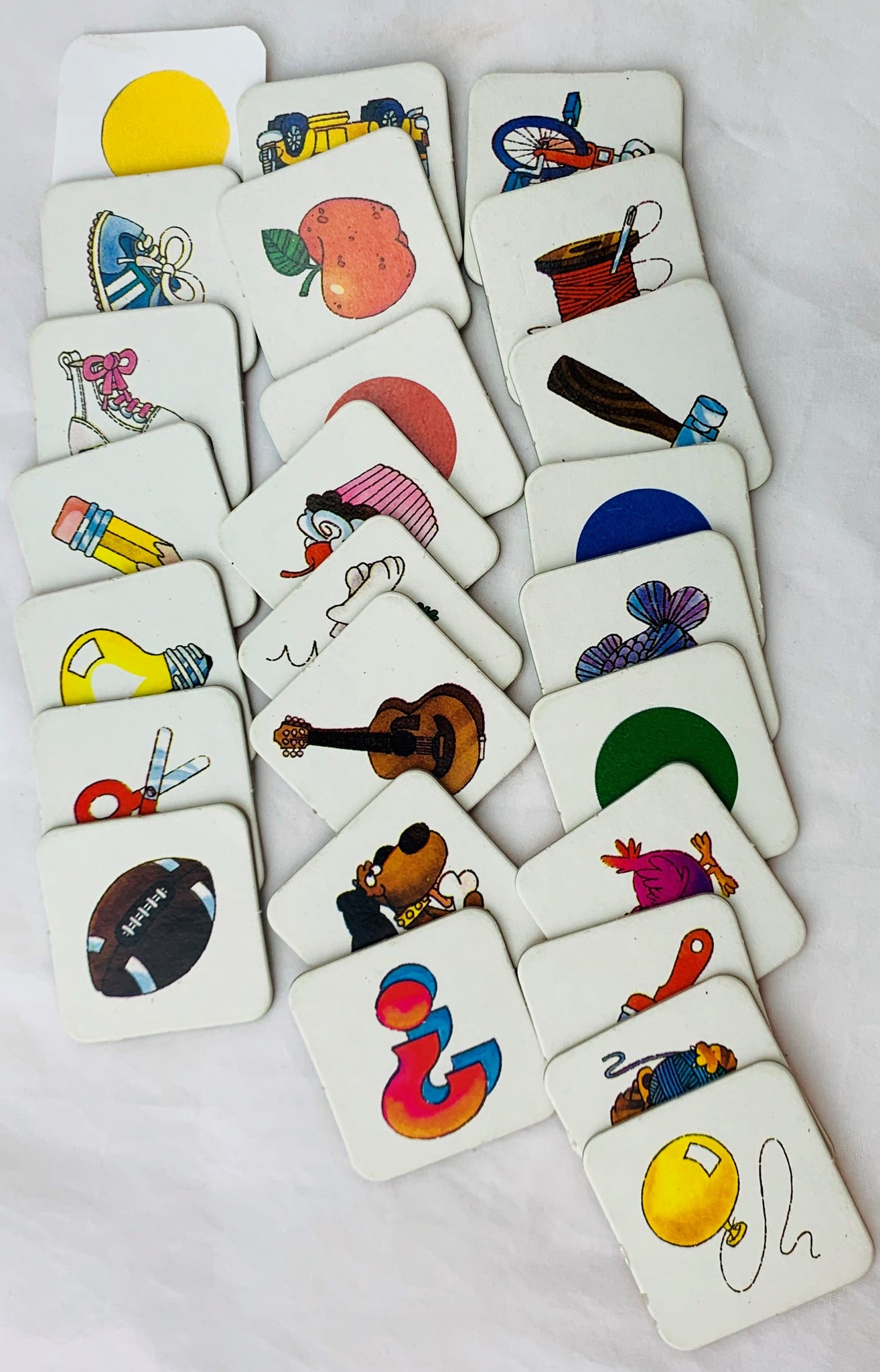 Match & Move Memory Game - 1986 - Milton Bradley - Good Condition ...